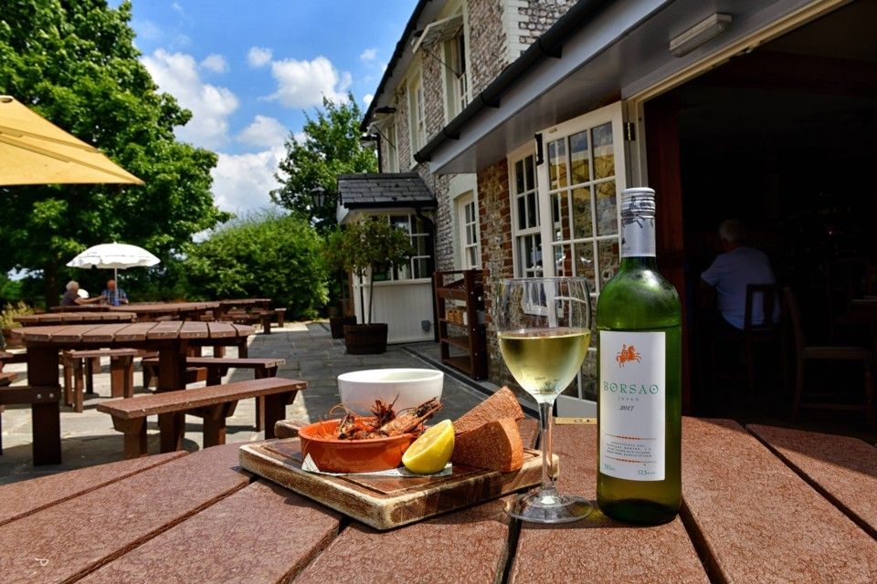 The Seven Stars | About Our Stunning Pub near Petersfield
