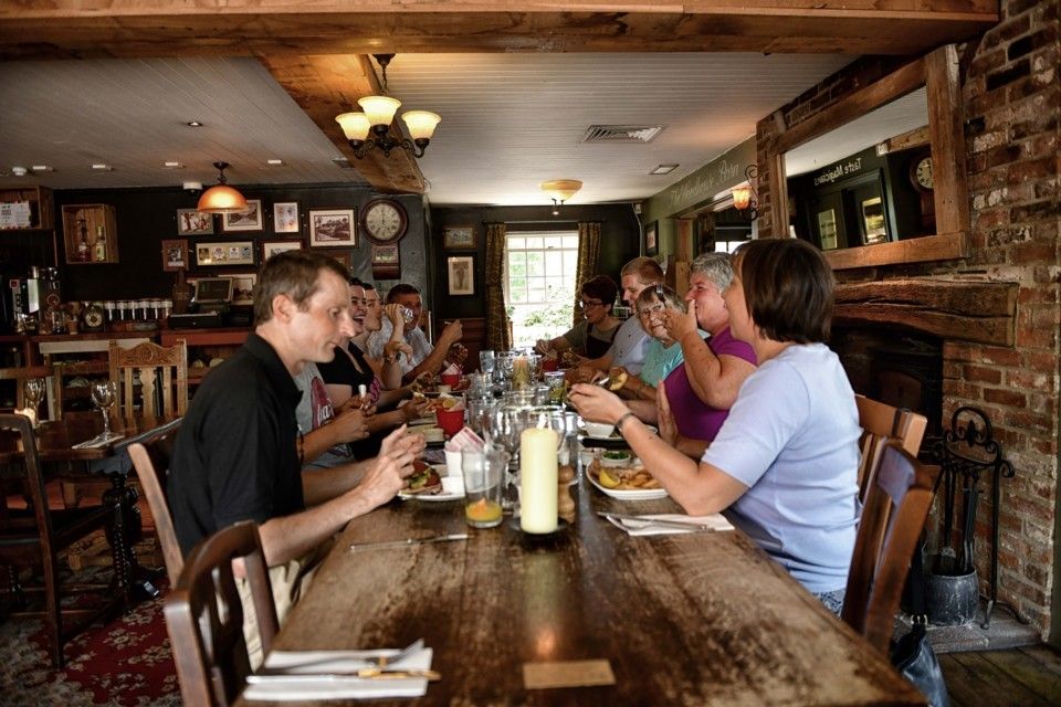 The Seven Stars | About Our Stunning Pub near Petersfield